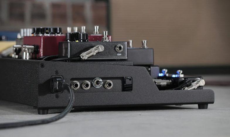 Mastering Your Sound: A Comprehensive Guide to Guitar Pedal Boards ...